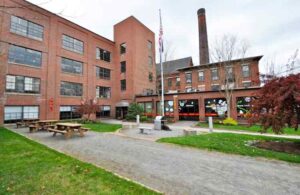 Office Space at LocalWorks: Flexible, Inexpensive, No Lease